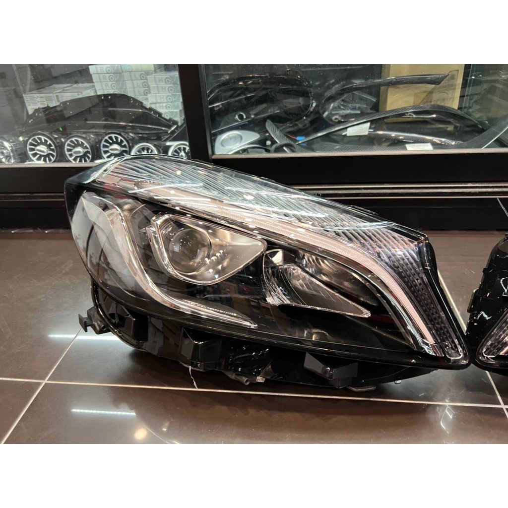 Mercedes Benz W176 A45 Facelift Head Lamp | Shopee Malaysia