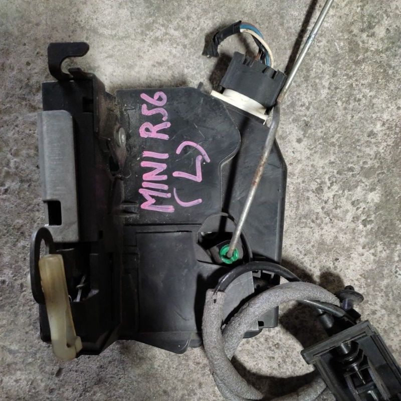 MINI COOPER R56 DOORLOCK FRONT LEFT ( 7 PIN ) | Shopee Malaysia