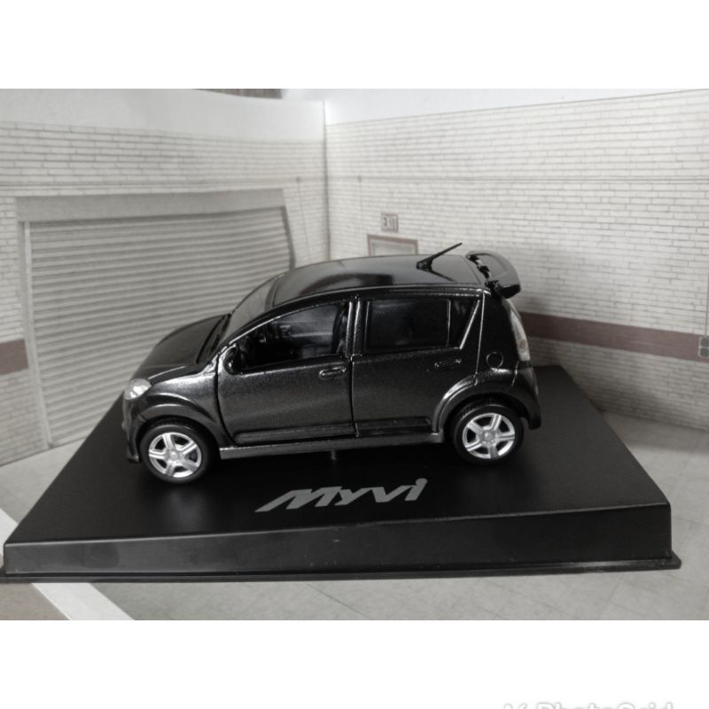 PERODUA DIECAST MYVI VIVA ALZA CUSTOM WARNA SCALE 1/32 | Shopee Malaysia