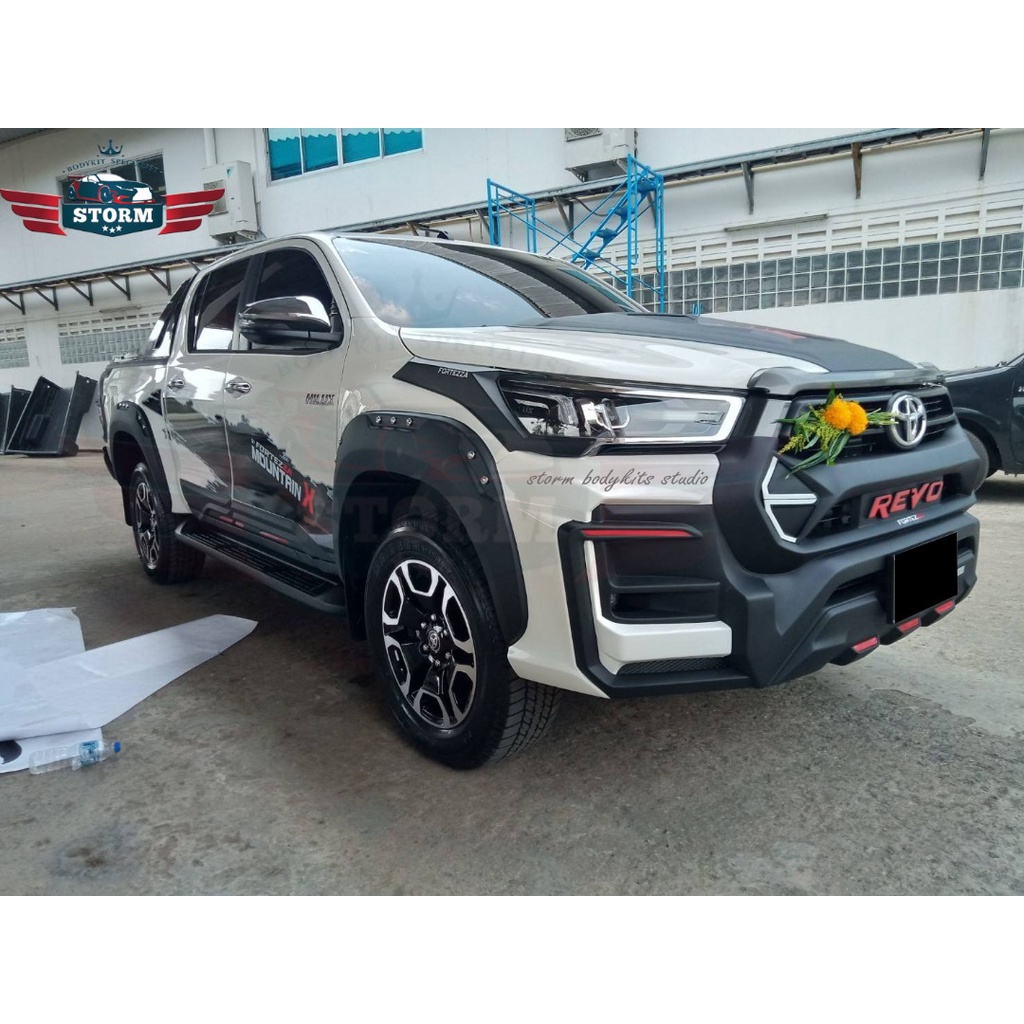 TOYOTA HILUX REVO 2020 - 2022 ( MOUNTAIN X ) BODYKITS WITH 2K COLOR ...