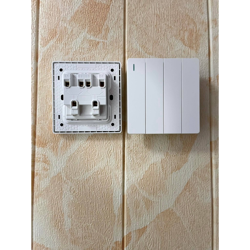 【WHITE】 Switch Outlet socket lamp / fan 10A Plug 1 2 3 4 5 6 Gang ...