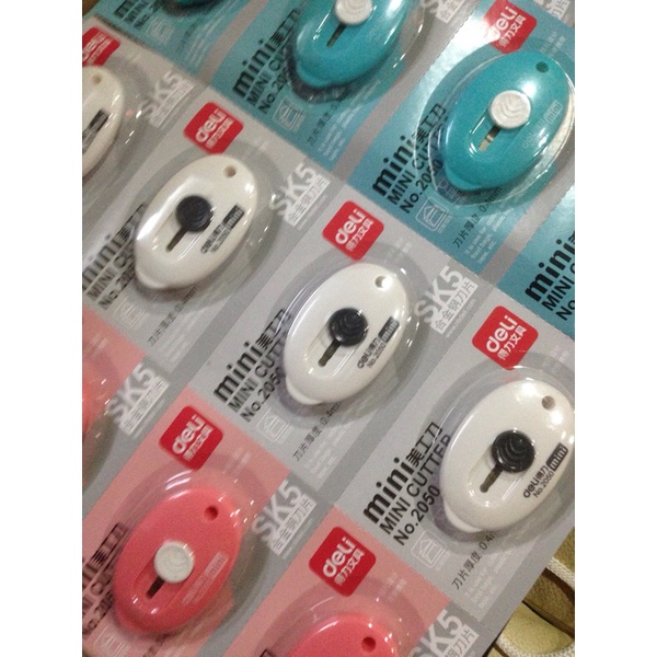 Mini cutter knife Deli 2050 SK5 | Shopee Malaysia