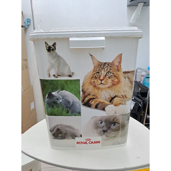 Royal Canin - Limited Edition Cat Plastic Food Container (Square ...
