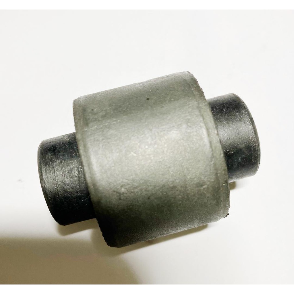 VW/AUDI 1K0505553A Bush for A3 TT CC EOS GOLF JETTA PASSAT TIGUAN 1K0 ...