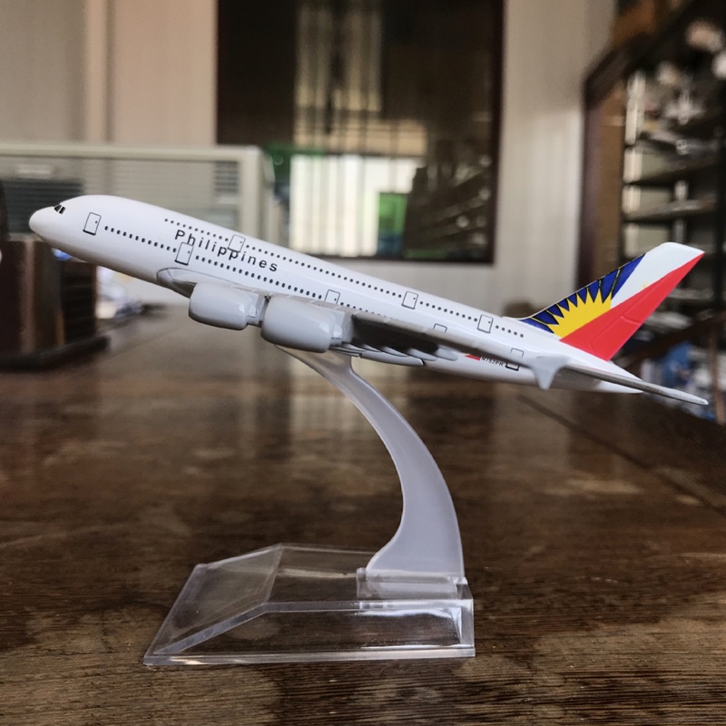 Philippine Airlines Boeing 747 Aircraft Model PAL Airbus A380 Cebu A320 ...