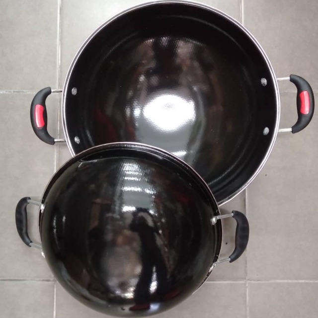 Kuali non stick (two handle) | Shopee Malaysia