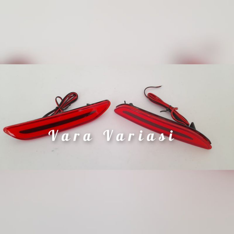 Toyota SIENTA CAR TAIL BUMPER REFLECTOR LIGHT | Shopee Malaysia