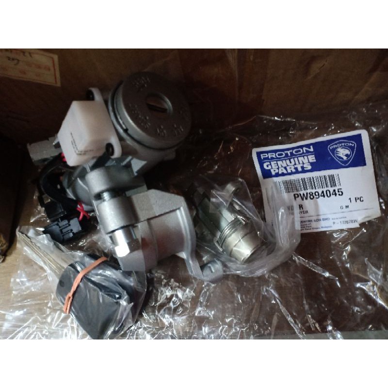 ORIGINAL PROTON PERSONA KEY LOCK SET PW894045 | Shopee Malaysia