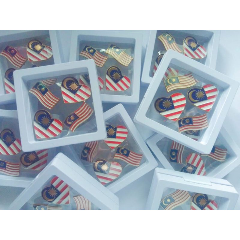 MERDEKA brooch kerongsang logo bendera 4pcs for kemerdekaan atau hari ...