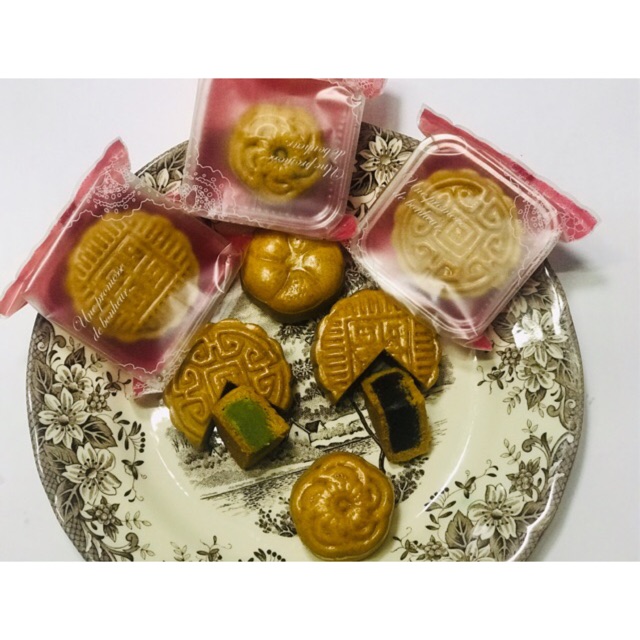 Original Halal Mooncake.Pandan & Red Bean b Flavour,50g &70g,100% Halal ...