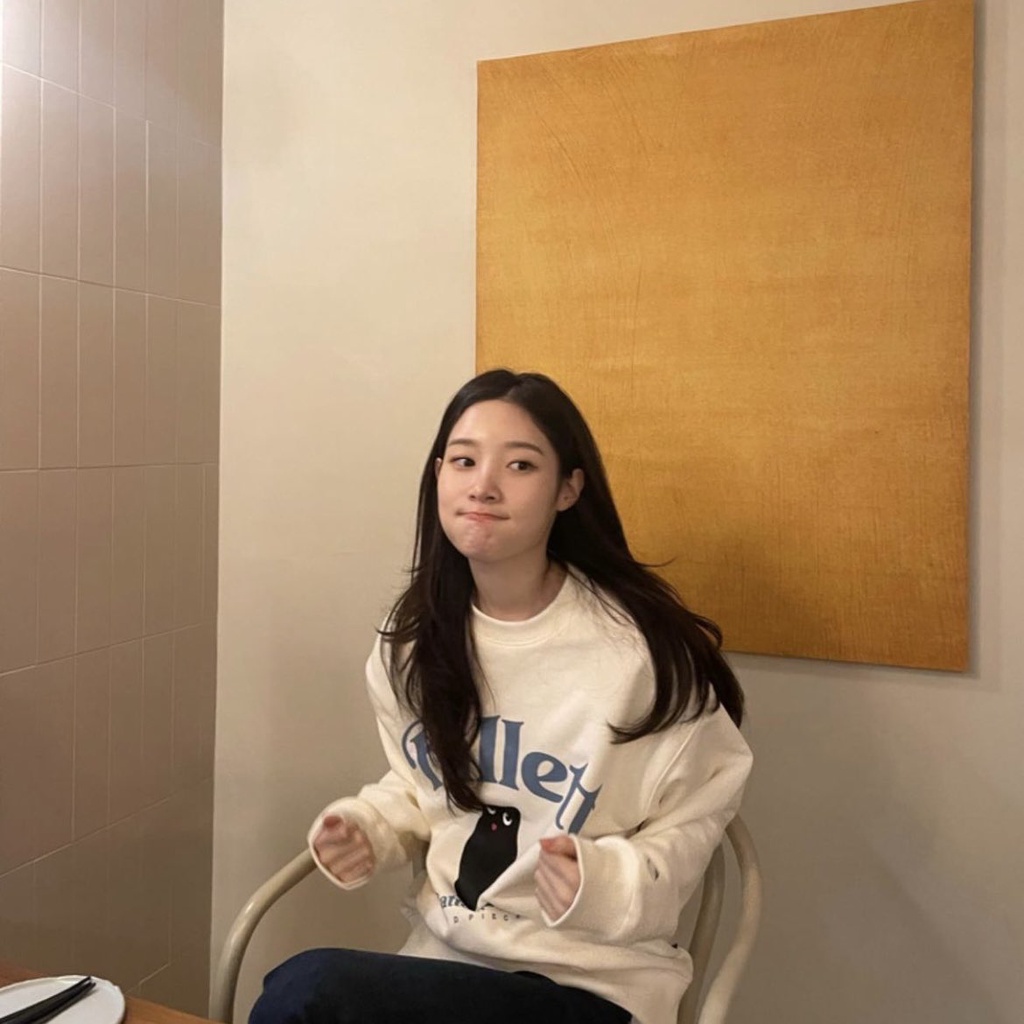 [Kim Bora Jeong ChaeYeon] Fallett X Nero Men to Men | Shopee Malaysia