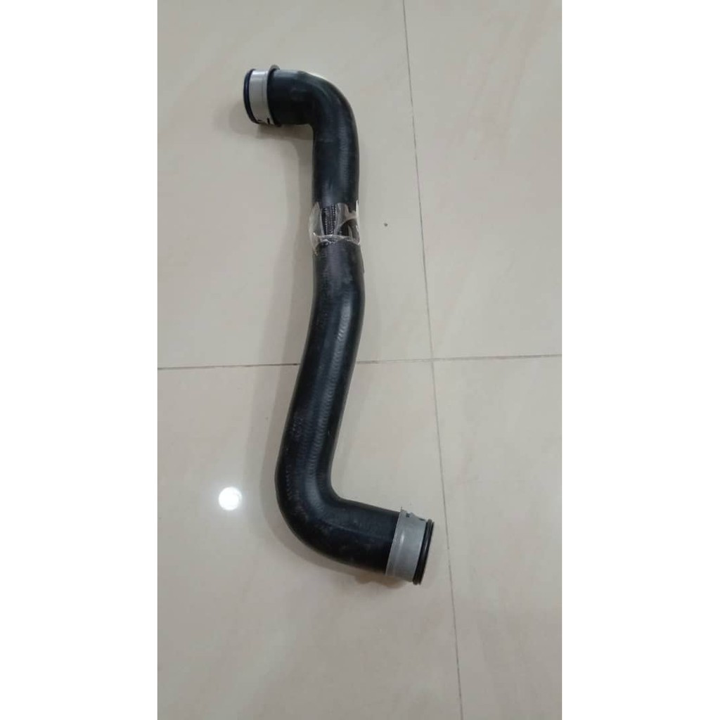 2045012582 RADIATOR COOLANT HOSE UPPER MERCEDES W204 CGI W212 CGI ...