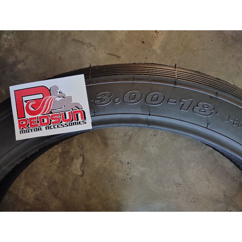 Tayar Papan/Tayar Classic/Tayar Mihun 3.0x18 Cafe Racer/Bobber/Chopper ...