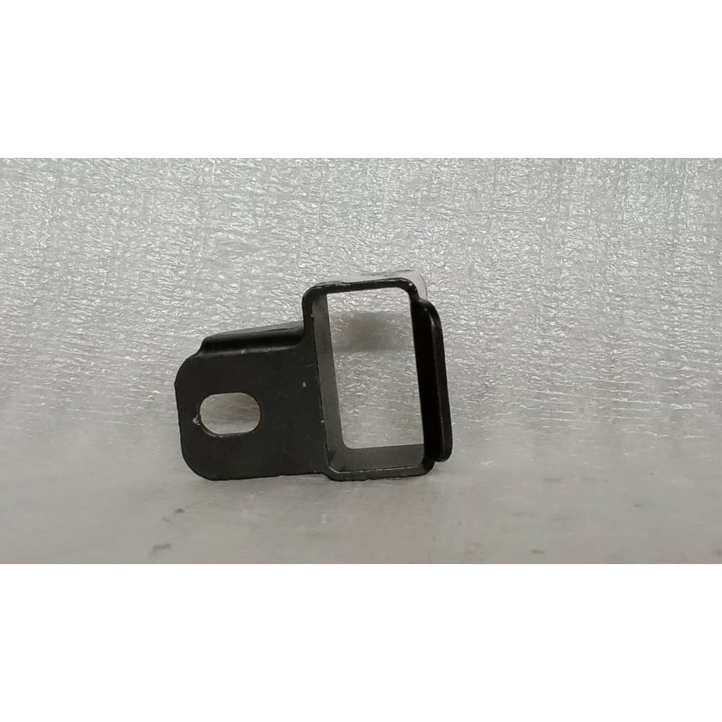 MERCEDES-BENZ W126 FRONT BUMPER BRACKET (ORIGINAL) LEFT | Shopee Malaysia