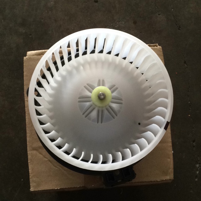 Toyota Innova / Fortuner 05 Rear blower motor | Shopee Malaysia