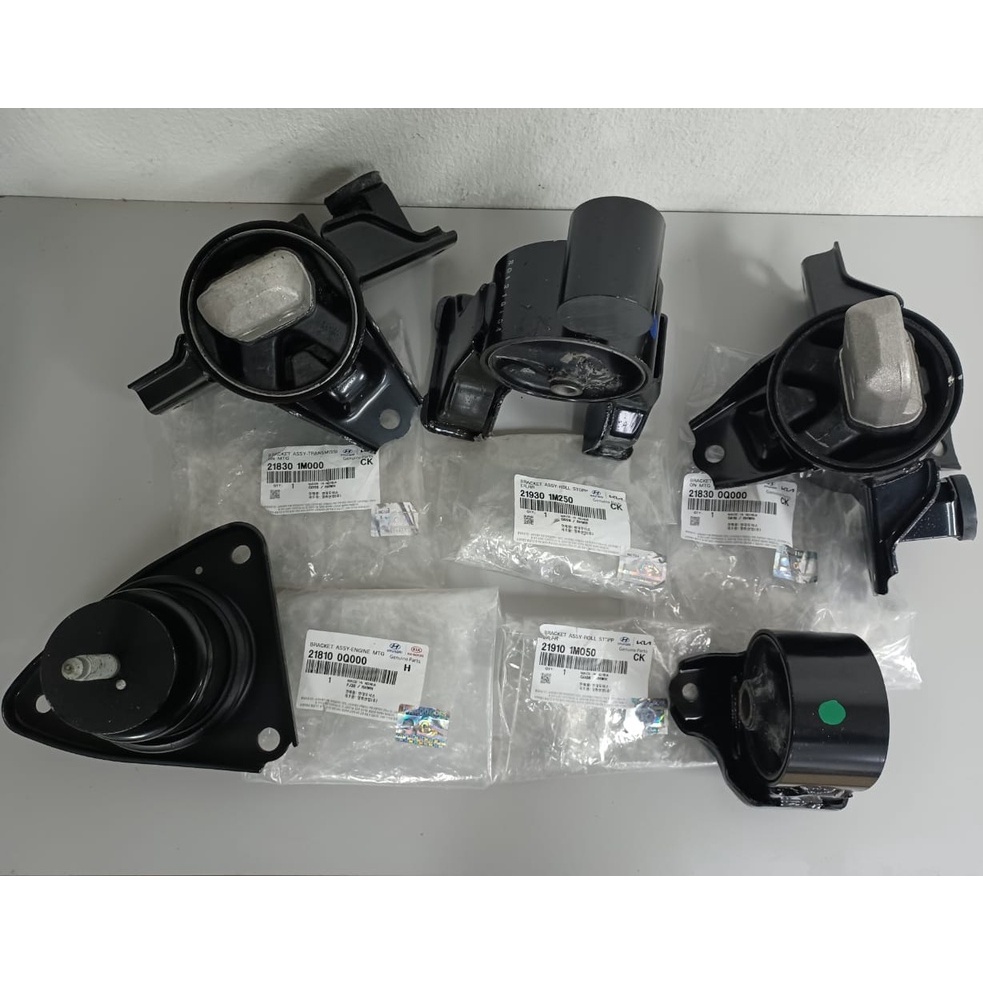 ENGINE MOUNTING SET - KIA FORTE 1.6 / 2.0 >21810-0Q000 / 21830-1M000 ...
