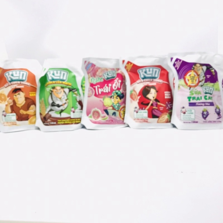 Kun Chocolate / Orange / Strawberry / Grape Milk Bag 110ml | Shopee ...