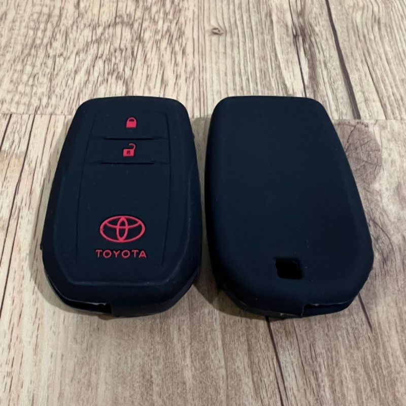 Toyota hilux revo & rogue / innova / fortuner key cover silicone ...