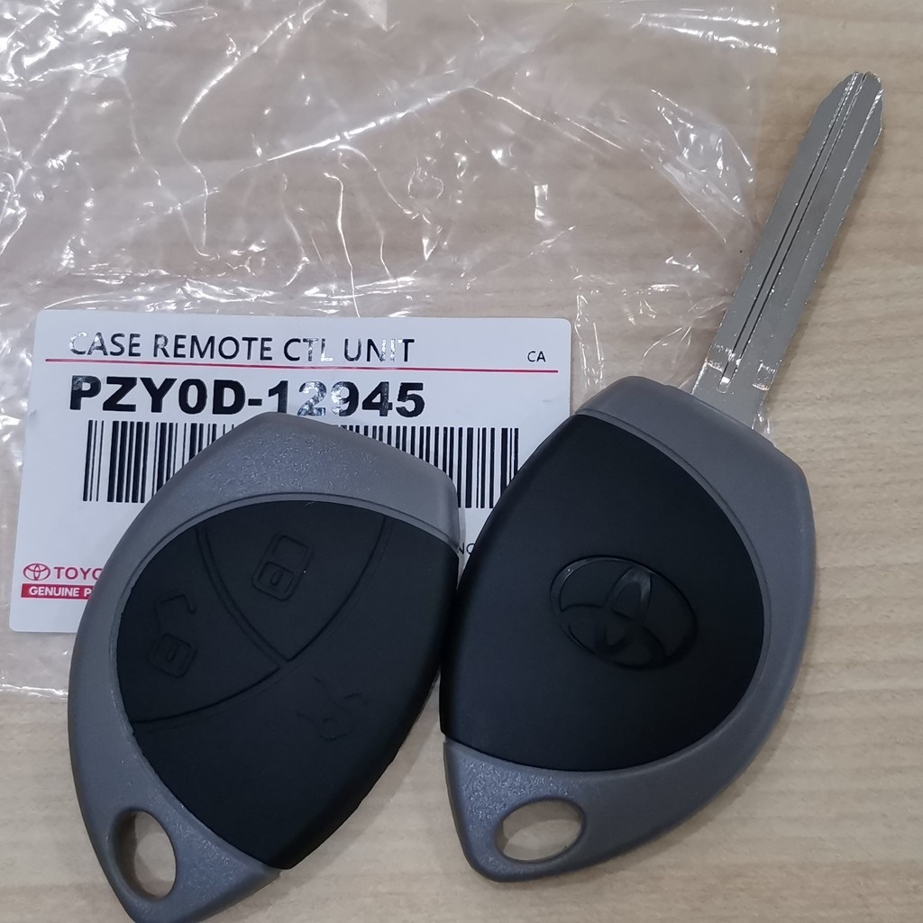 100% Original Toyota Vios NCP42 Remote Case (with key attached ...