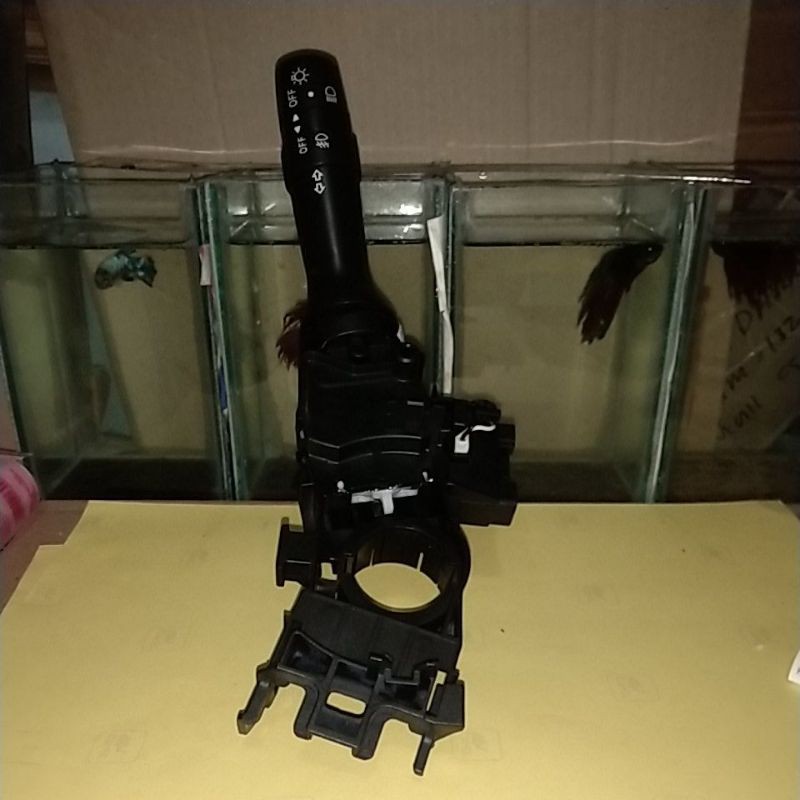 Sen LIGHT SWITCH WITH FOGLAMP INNOVA HILUX | Shopee Malaysia