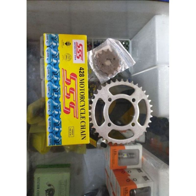 Demak Evo-Z 428 rantai set sprocket chain set (Rantai Brand SSS) | Shopee Malaysia