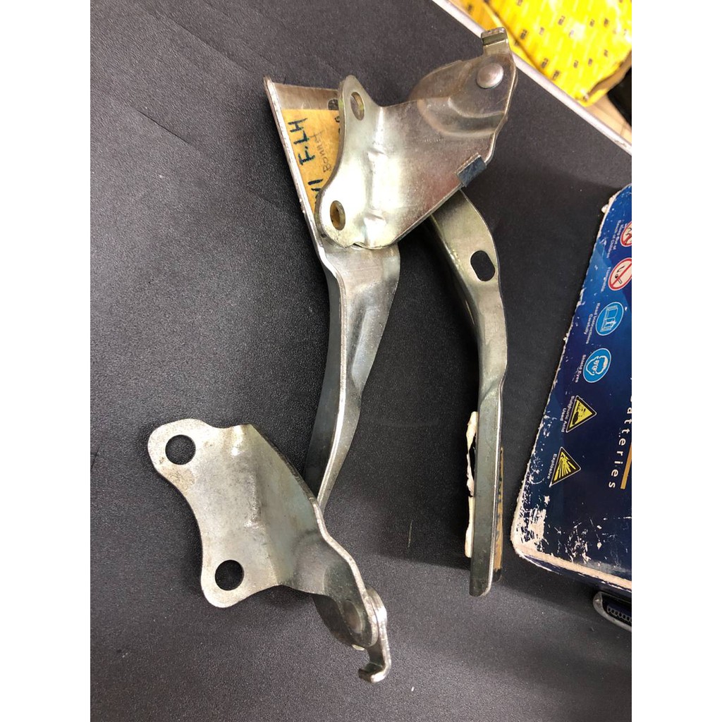 CLEAR STOCK!! PERODUA MYVI FRONT BONNET HINGE SET | Shopee Malaysia