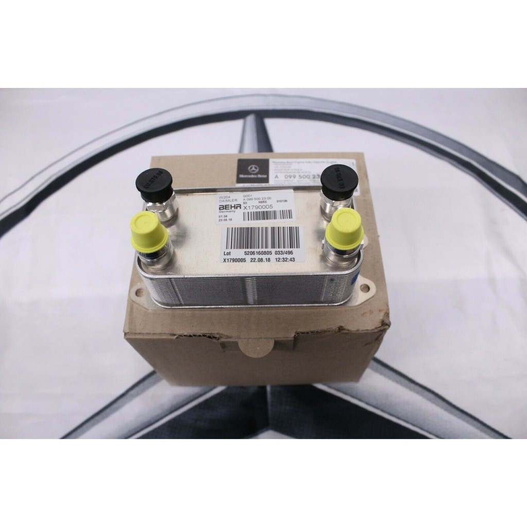 ORIGINAL MERCEDES- BENZ OIL COOLER A0995002300 W204 W212 C-CLASS E ...