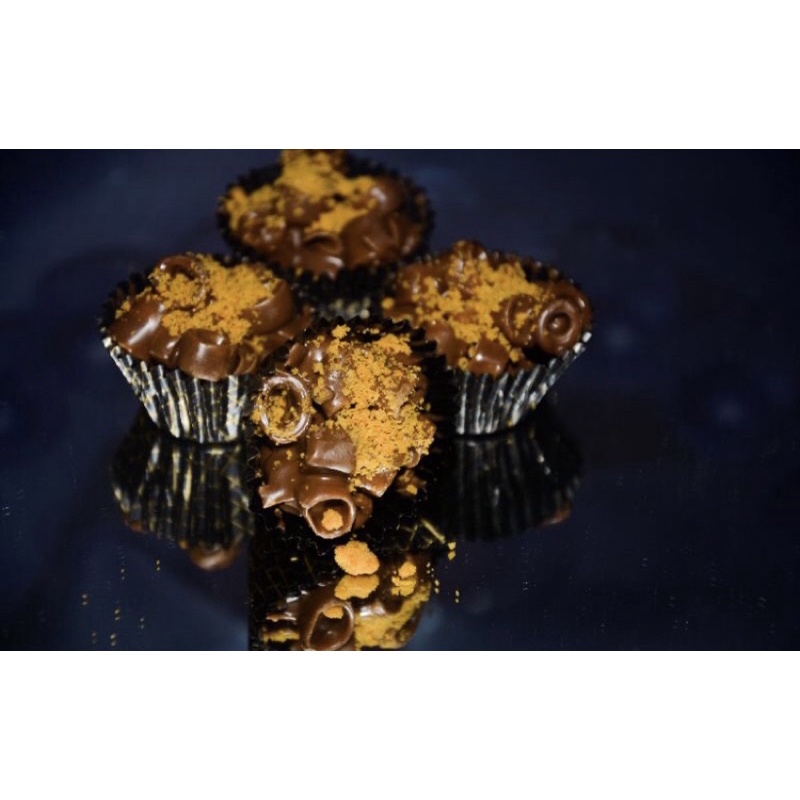 POPIA BISCOFF /POPIA COKLAT/ KUIH RAYA VIRAL / POPIA CADBURY | Shopee ...