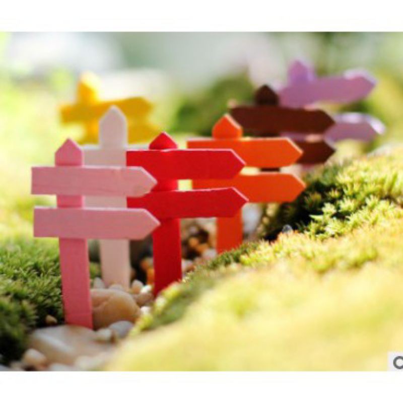 Miniature Wooden Signpost Sign Ornaments Fairy Garden | Shopee Malaysia