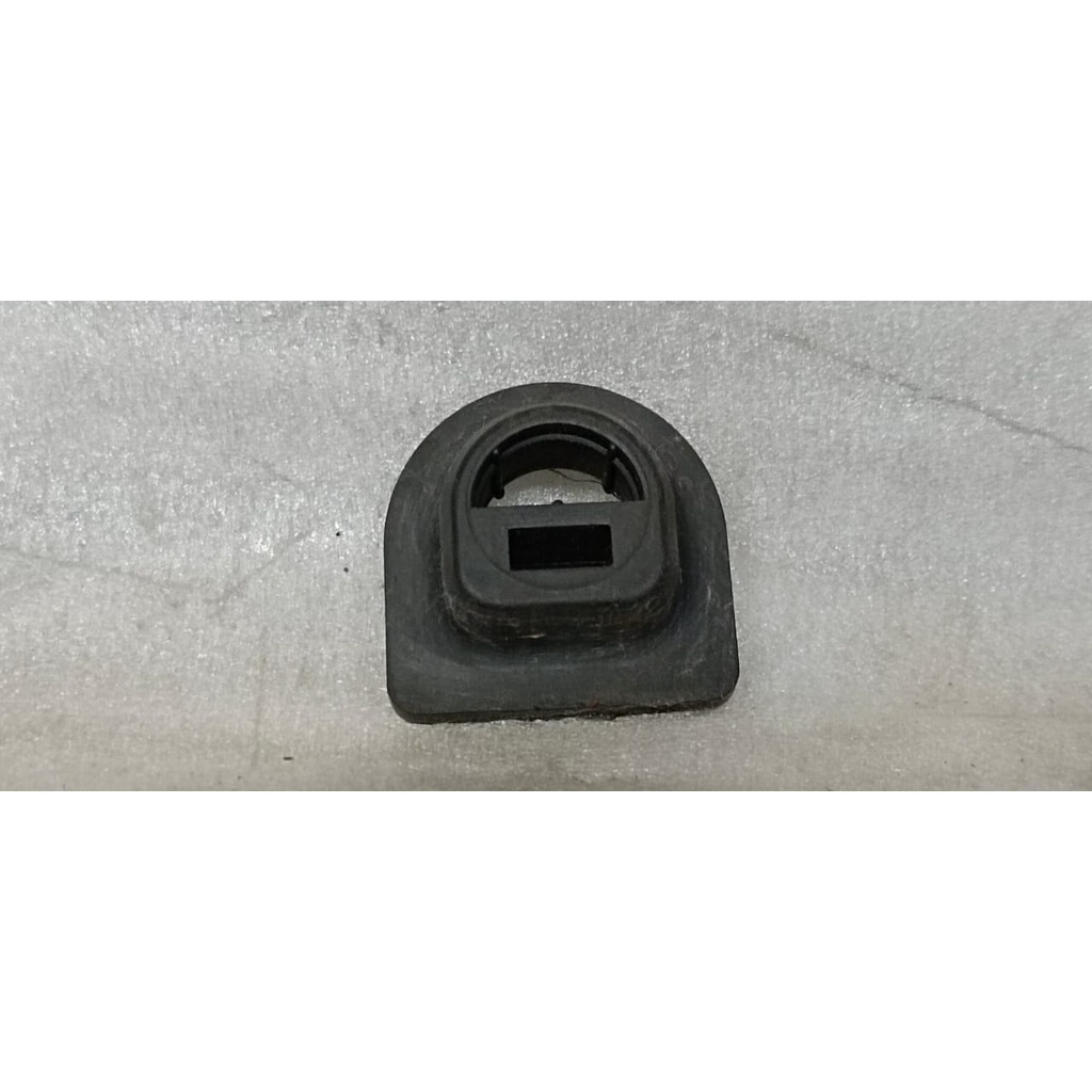 MERCEDES-BENZ W140 FRONT RADIATOR SUPPORT RUBBER MOUNTING (ORIGINAL ...