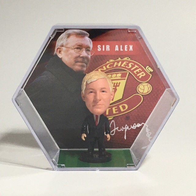 Manchester United Sir Alex Ferguson Footballer Model With Acrylic Box ...