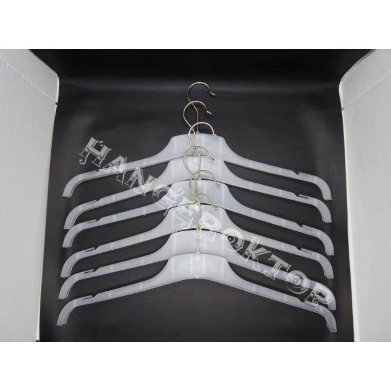 PUTIH Plastic Adult Clothes hanger 282 (White) (12pcs) | Shopee Malaysia