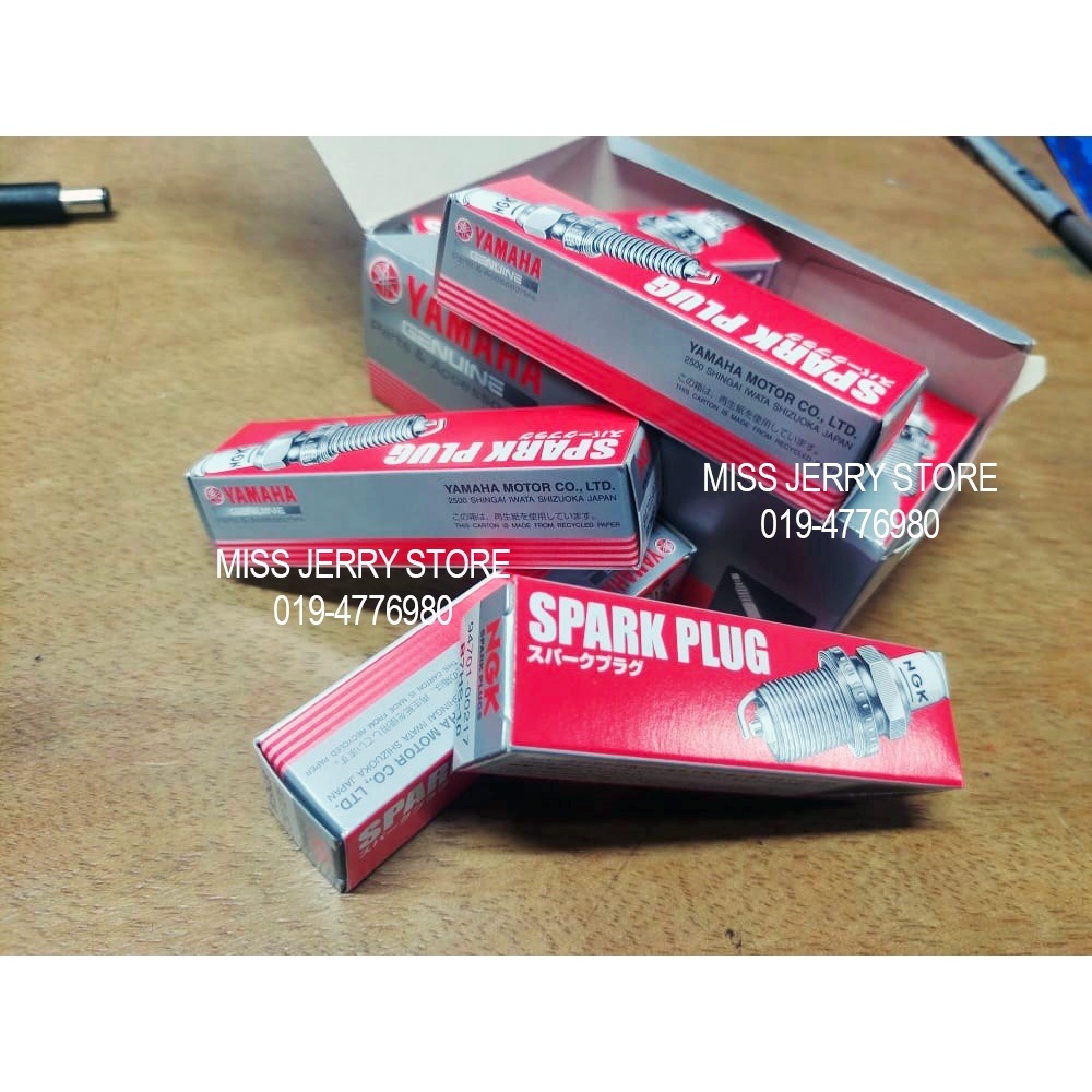 ORIGINAL NGK YAMAHA B7HS-10 Spark Plug For Outboard Motor 2-Stroke ...