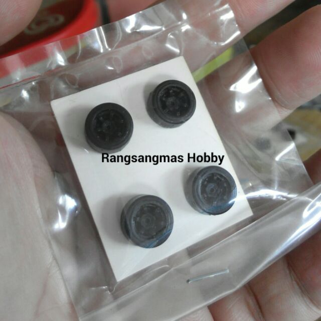 [ NOT RUBBER ]Unpainted Hot Wheels Resin Tyre comold comol tomica not ...