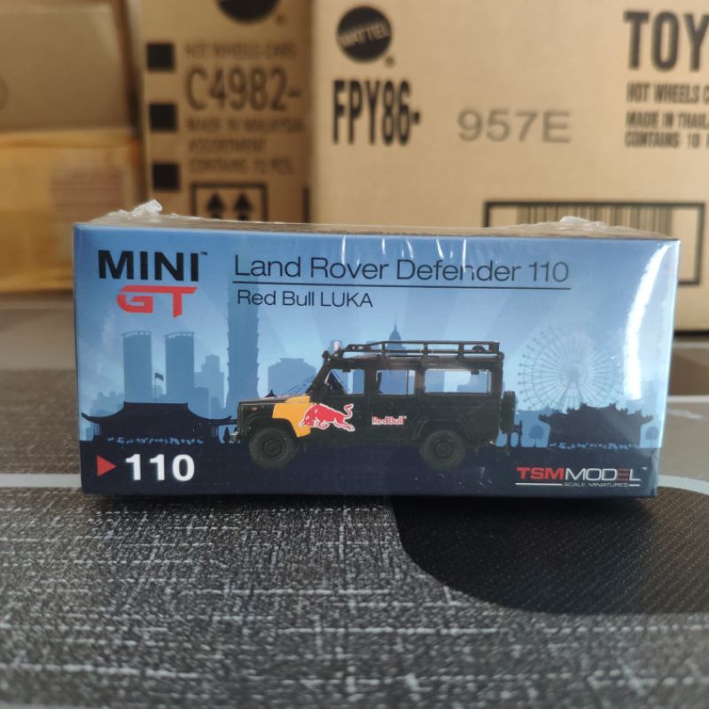 Mini GT Land Rover Defender 110 Red Bull LUKA | Shopee Malaysia
