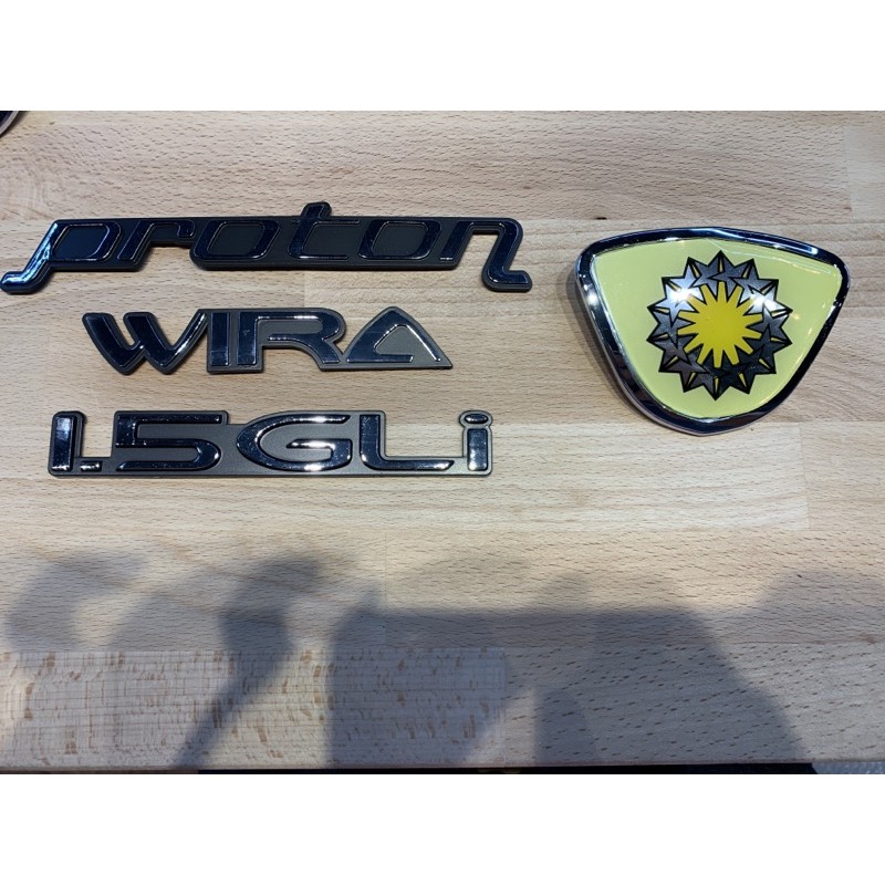 Proton Logo Emblem Wira Satria Putra Old UK Yellow / Blue Wira Diamond ...