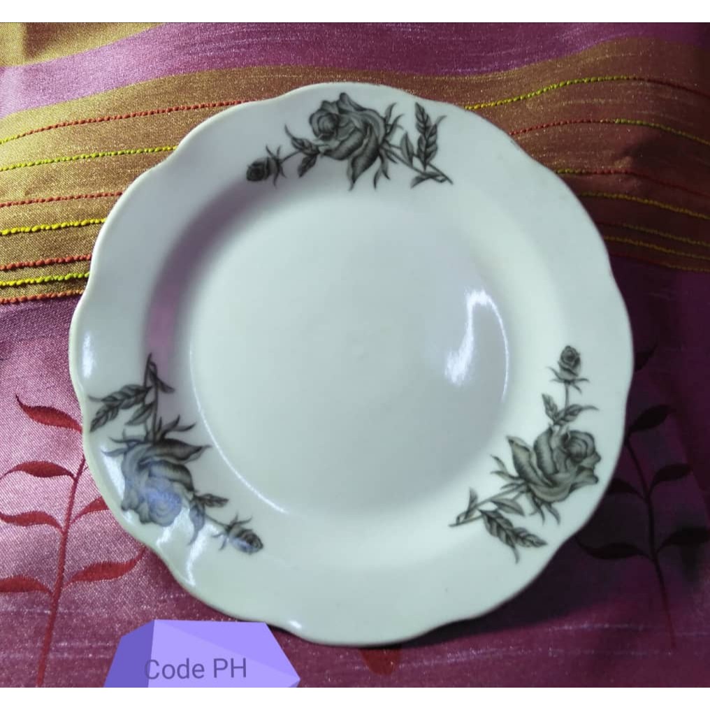 PINGGAN NOSTALGIA BUNGA ROSE HITAM & ROSE BRIDGE | Shopee Malaysia