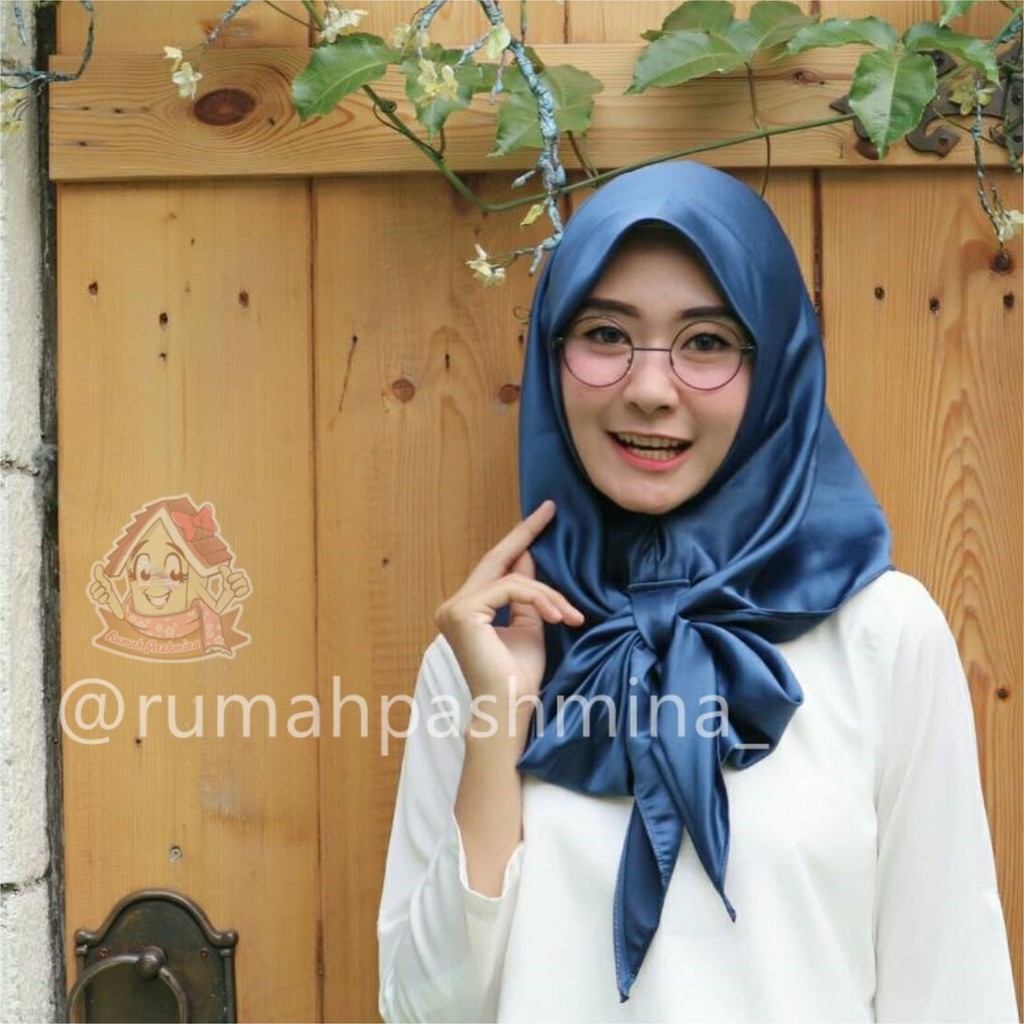 Plain Instant Ribbon Roberto Cavalli | Shopee Malaysia