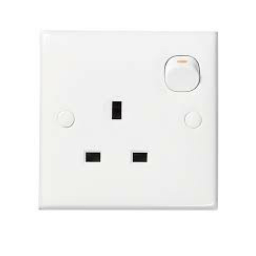 Schneider Clipsal S-Classic E15R 13A 1 Gang Switch Socket Outlet ...