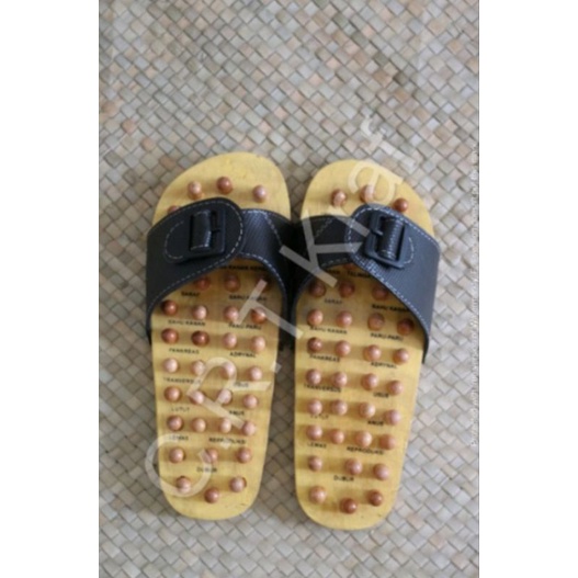 Kasut Urut Kaki Kayu Murah | Shopee Malaysia
