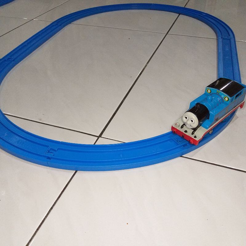 Takara Tomy Thomas And Friends Motorized with Railway Set | Shopee Malaysia