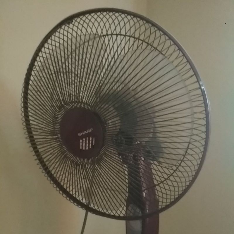 Sharp Stand Fan (used) | Shopee Malaysia
