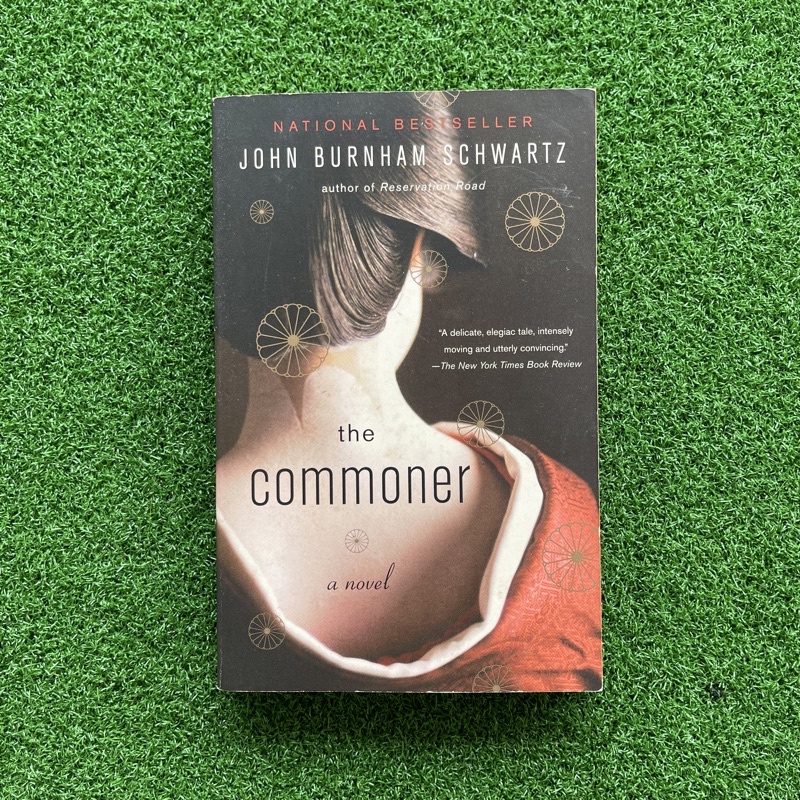 The Commoner - John Burnham Schwartz | Shopee Malaysia