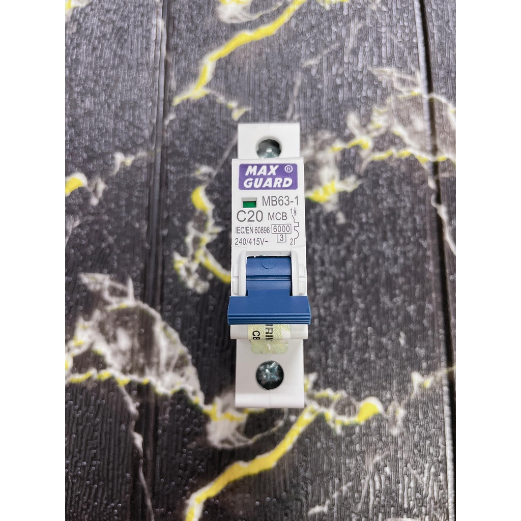 MAIN MCB 1 pole / 2 pole / 3 pole ums / maxguard 63a 40a 32a 20a 16a ...
