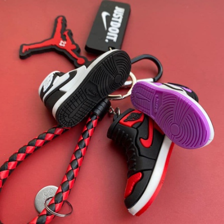 Just Do It Keychain Keyholder with Shoes and Just Do It Tag | Shopee ...