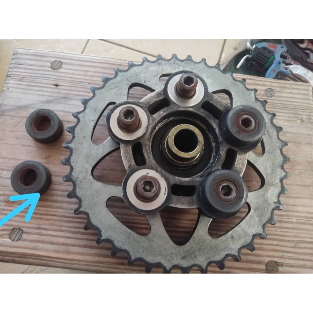 T* Benelli TRK 502 | TNT 600 | TNT 300 | Leoncino 500 Sprocket Hub Bush ...