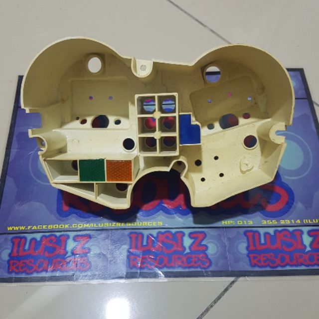 Suzuki Txr150 Meter Inner Lower White / Tapak putih meter dalam bawah ...