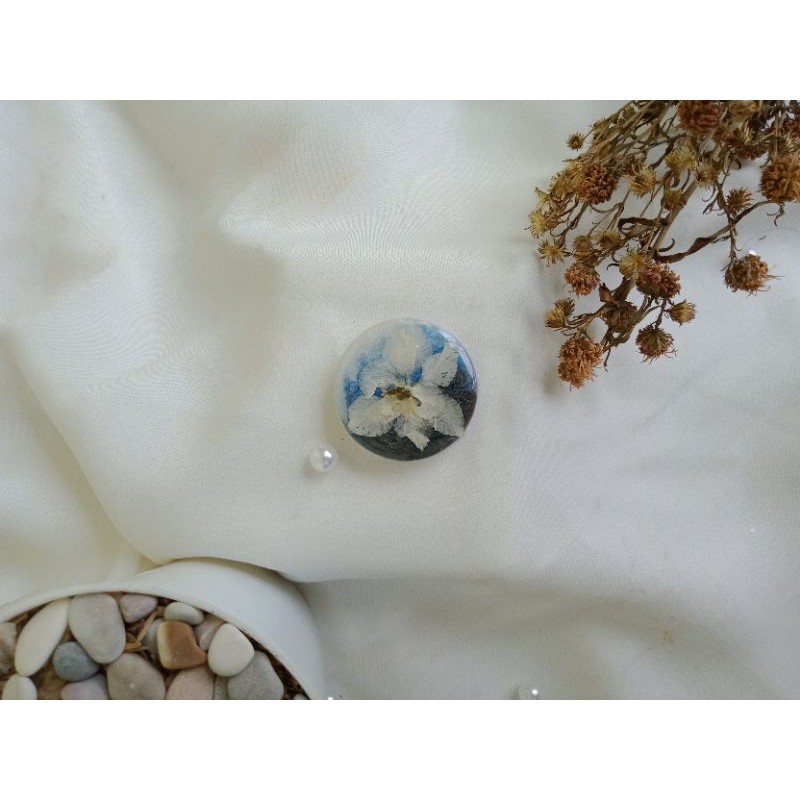 Ocean FLOWER POPSOCKET RESIN | Shopee Malaysia