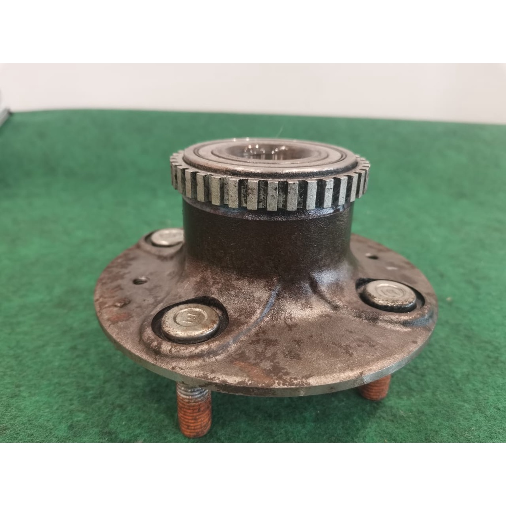 PROTON SAGA FLX GAIDO REAR WHEEL BEARING HUB ABS | Shopee Malaysia