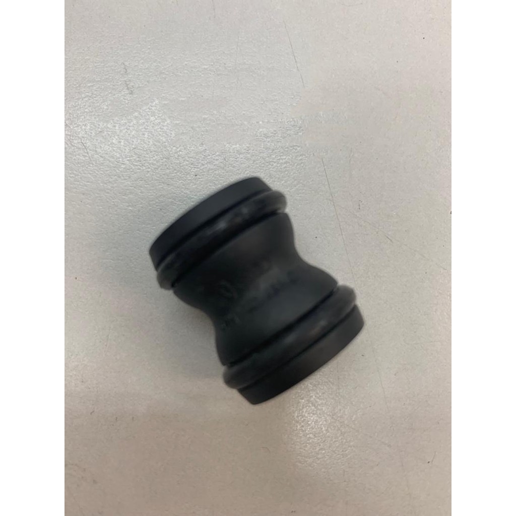 06H 121 131 C Plastic Water Pump To Oil Cooler Coolant Pipe Connector ...